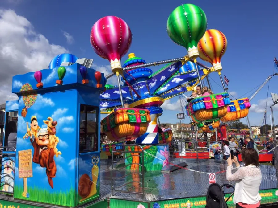 Balloon Ride for Hire - Richardsons Amusements