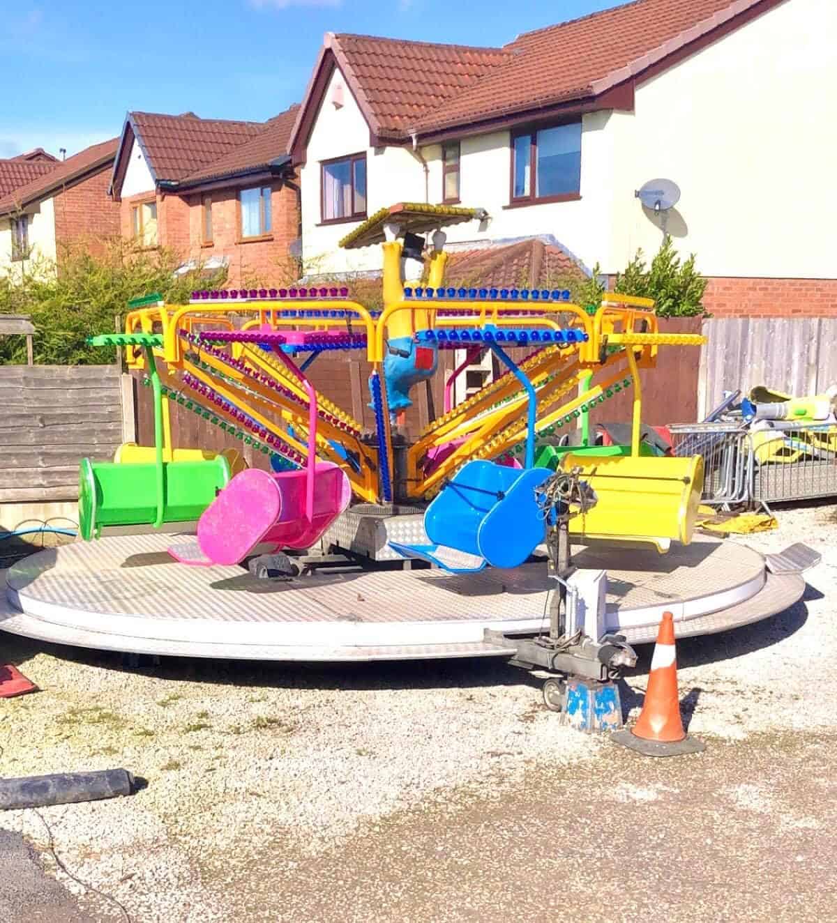 Paratrooper Ride for Hire - Richardsons Amusements