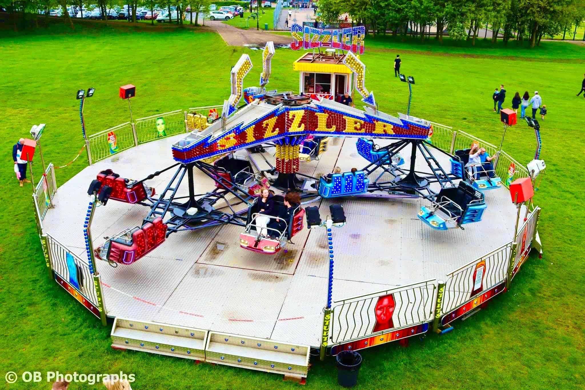 Sizzler Twist Ride for Hire - Richardsons Amusements