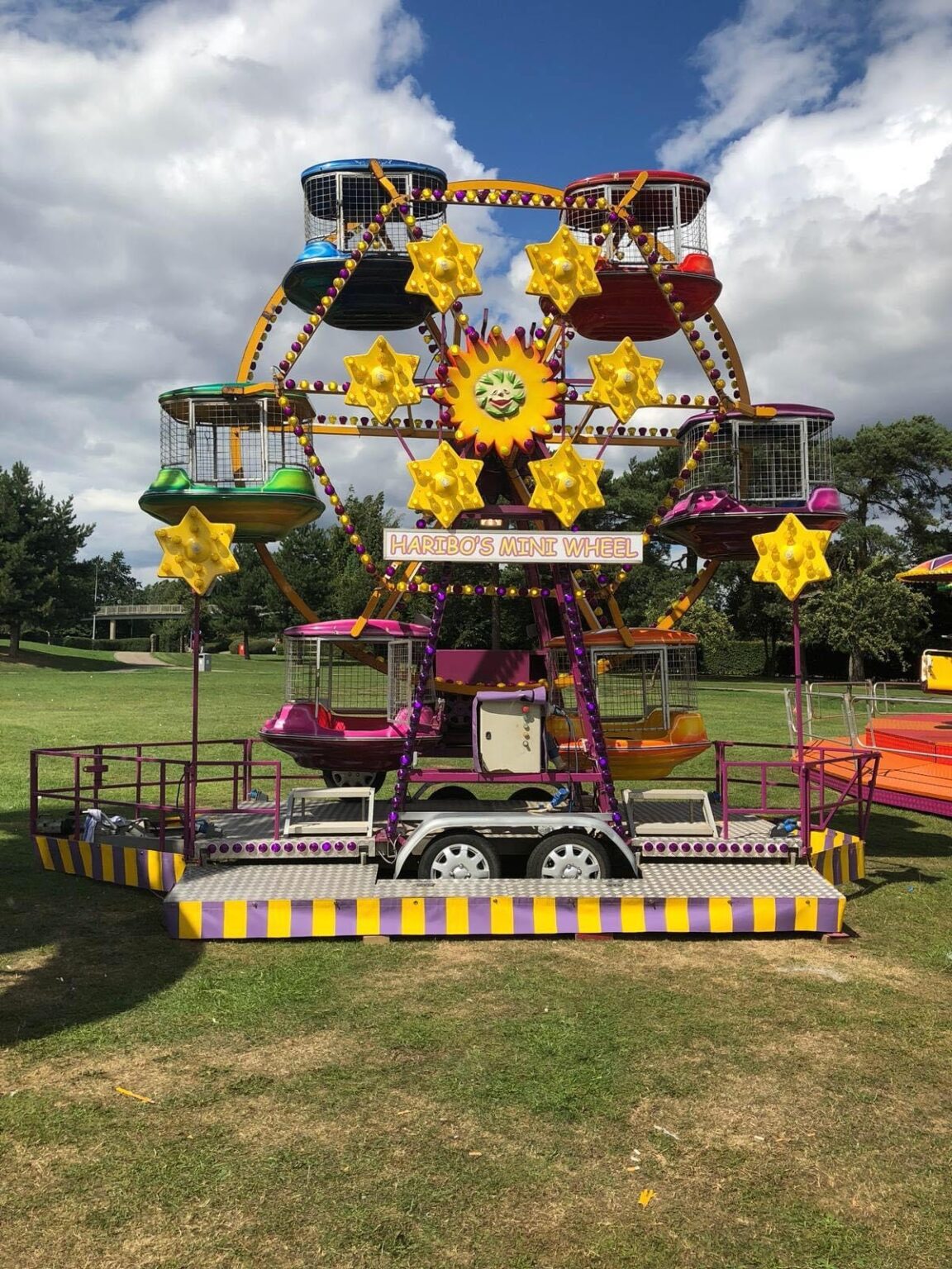 Kid's Ferris Wheel for Hire - Richardsons Amusements
